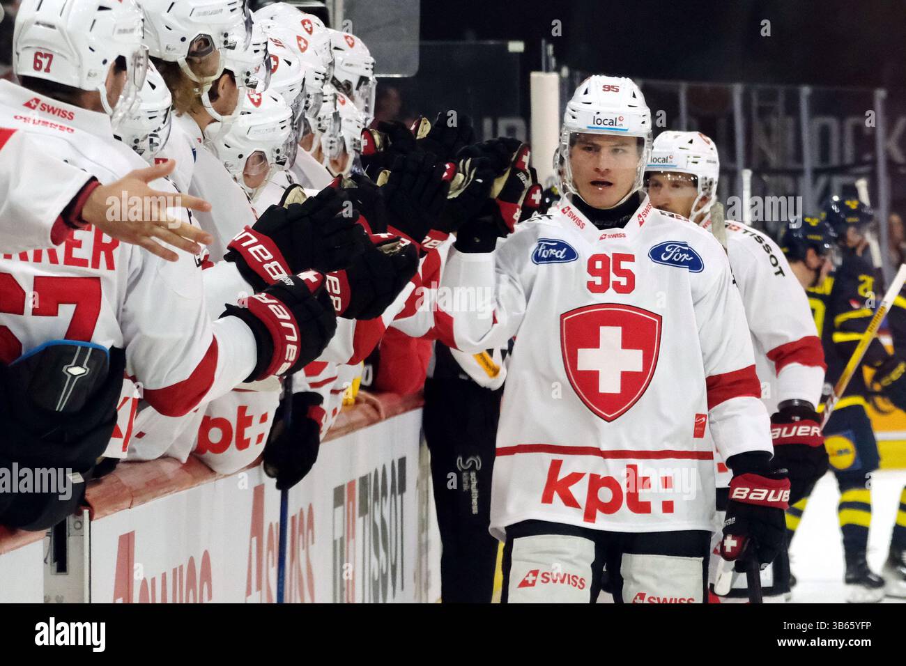 Kloten, Schweiz. 01st May, 2025. Swiss Arena Swiss Forward 95 Tyler Moy ...
