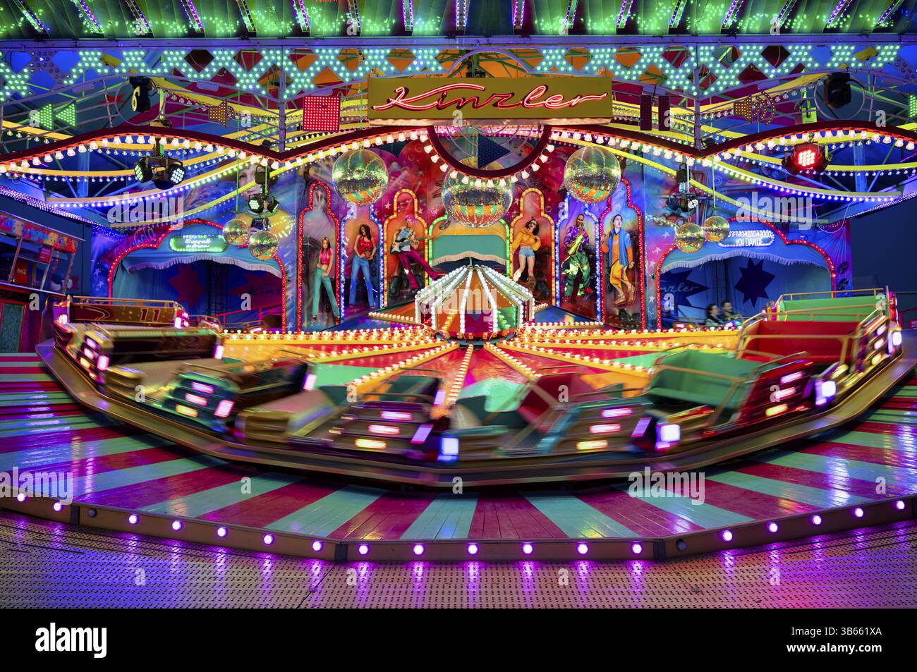 Petersburg sleigh ride, round ride, rides, motion, motion effect, neon ...