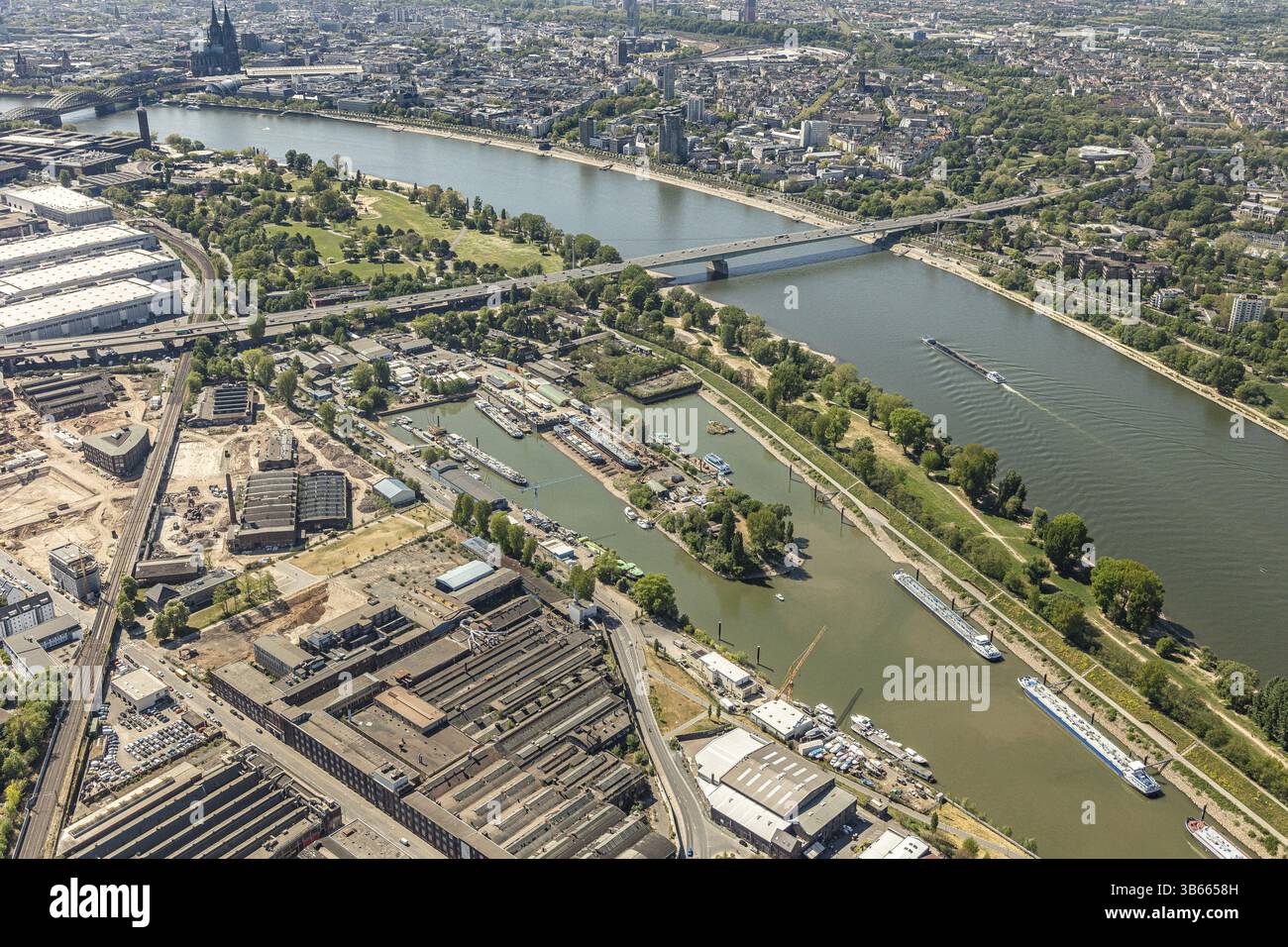 The area around the Deutz gas engine factory in the south of Cologne ...