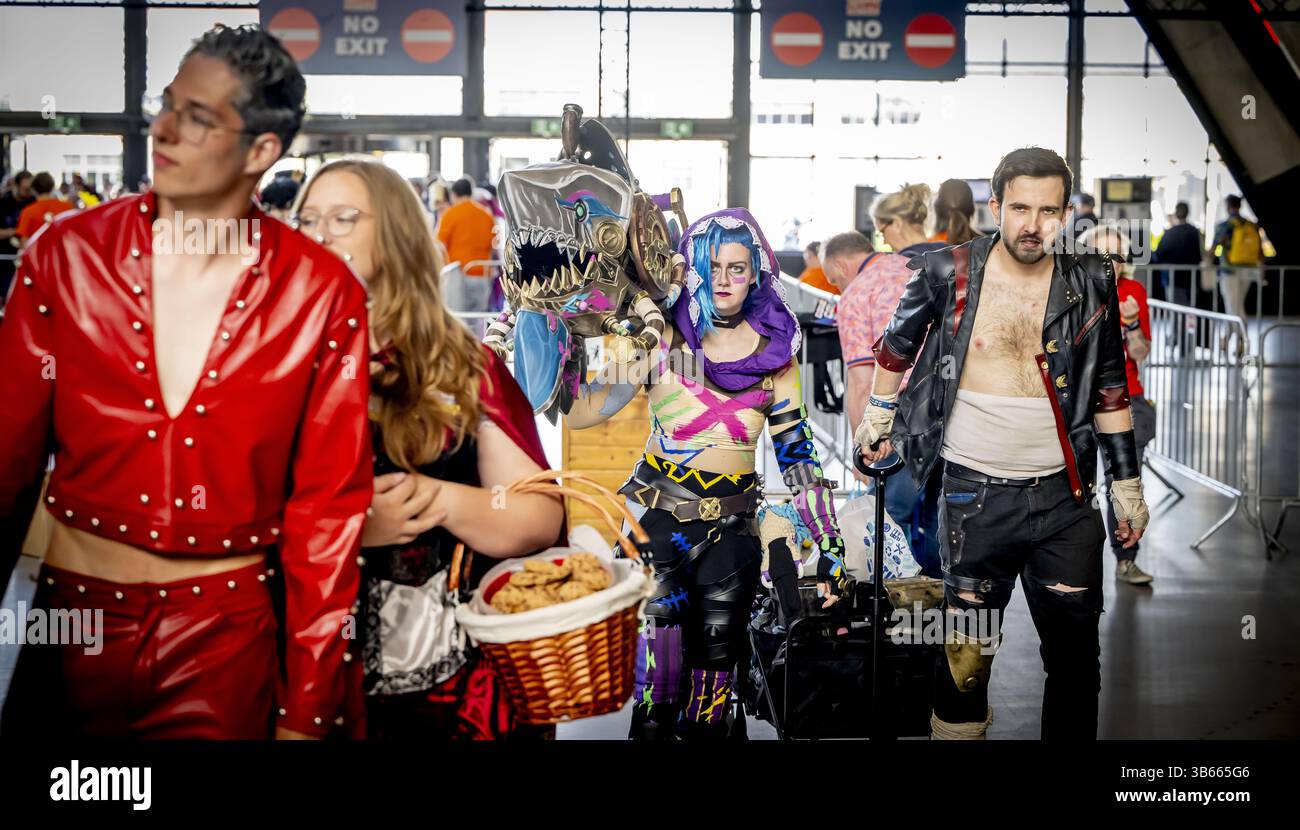 Fantasy series 2025 hi-res stock photography and images - Alamy