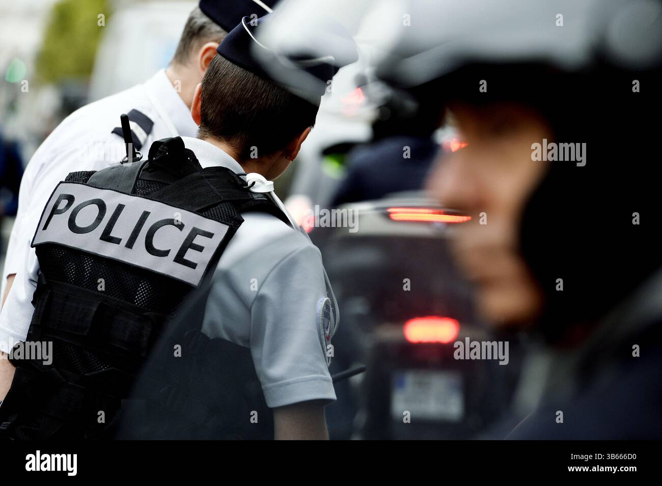 Police control patrol in a street of Paris - France Stock Photo - Alamy