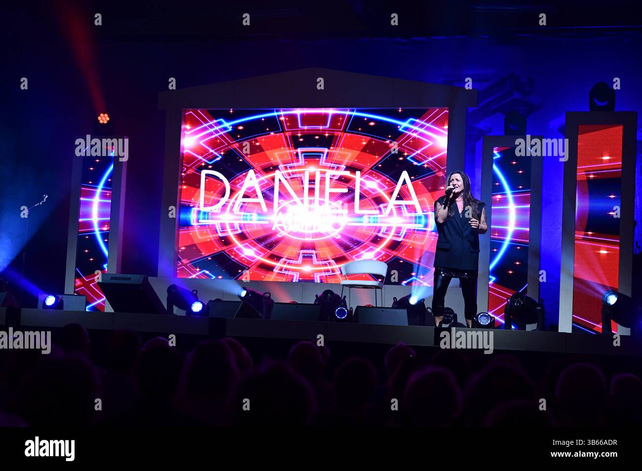 Daniela Alfinito live beim Jubiläumskonzert Die Amigos - 55 Jahre mit ...