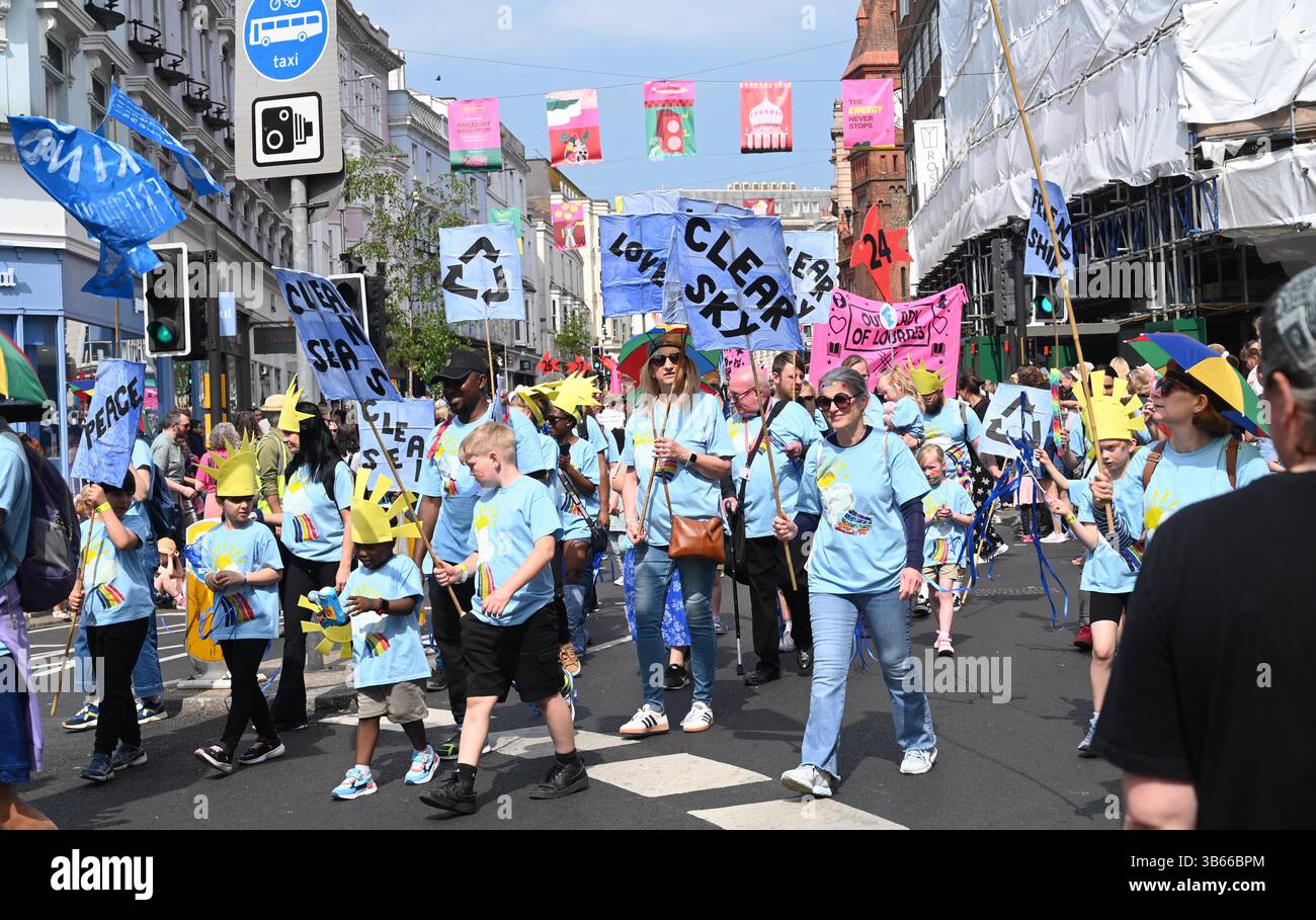 Childrens parade brighton 2025 hi-res stock photography and images - Alamy