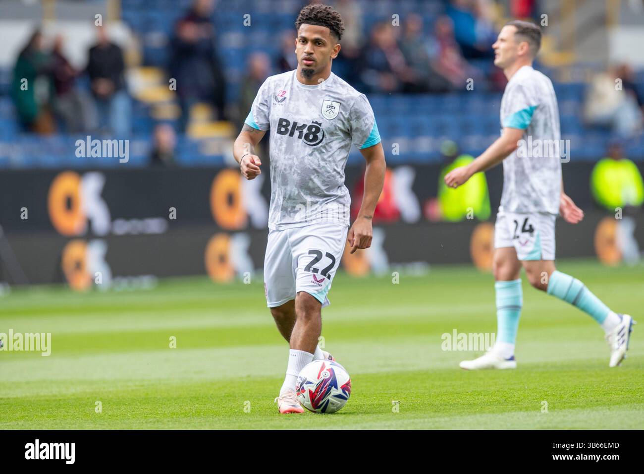 Marcus Edwards #22 of Burnley FC during the pre-match warm-up during ...