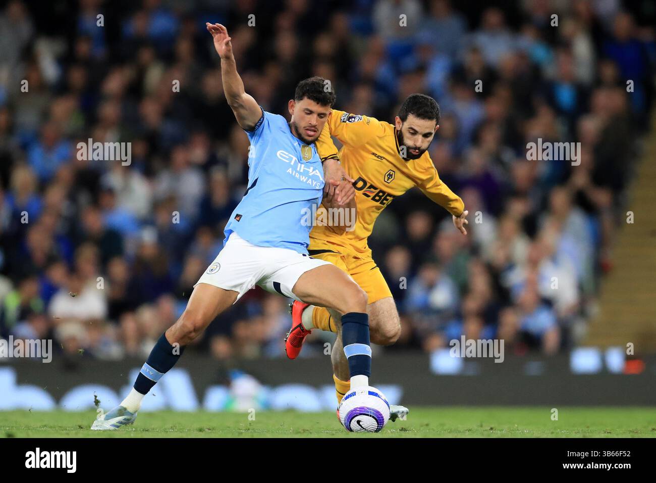 Etihad Stadium, Manchester, UK. 2nd May, 2025. Premier League Football ...