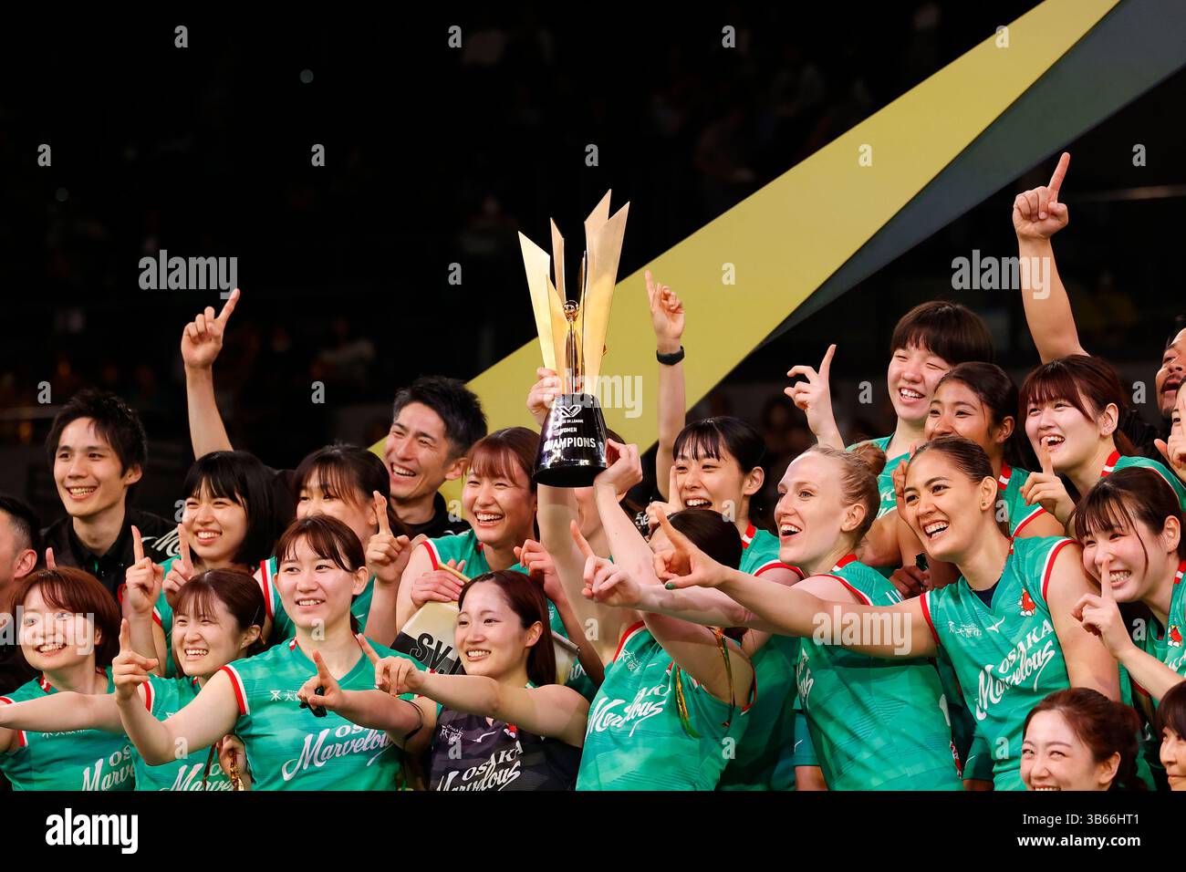 Tokyo, Japan. 3rd May, 2025. Osaka Marvelous players celebrate during ...