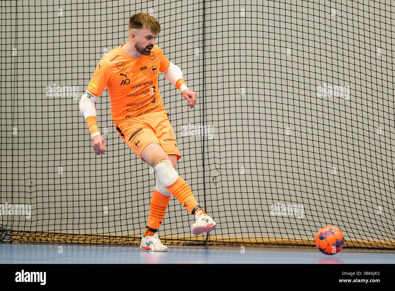 250503 Kalmars målvakt Simon Rohman under final tre i herrarnas SFL ...