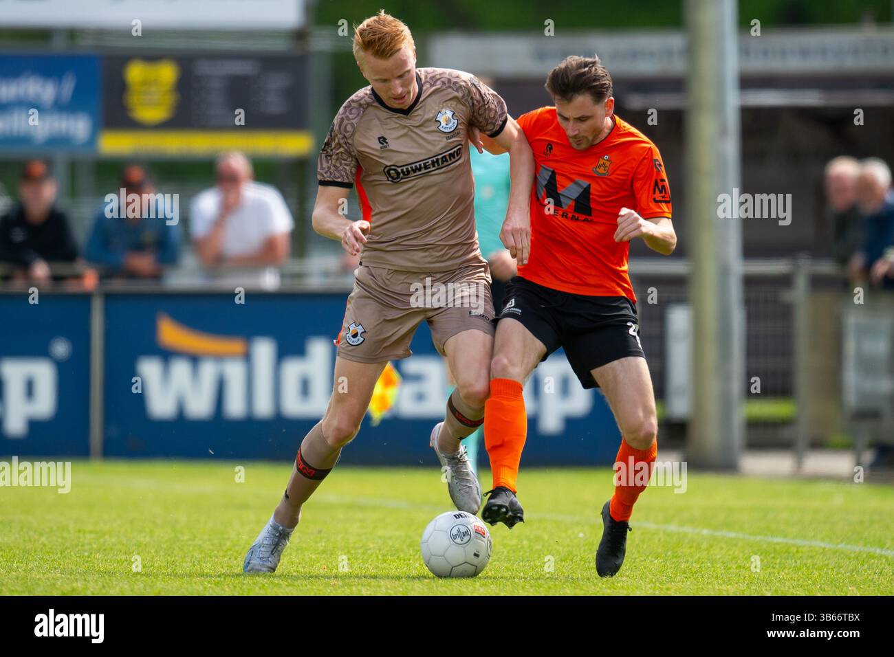 Hardenberg, Netherlands. 03rd May, 2025. HARDENBERG, Stadium de Boshoek ...