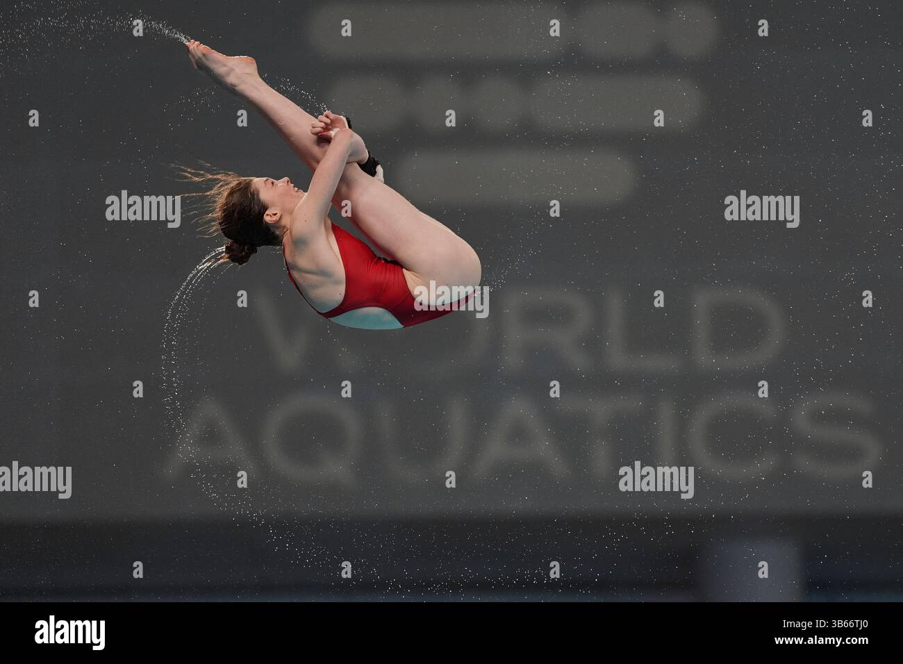 Andrea Spendolini Sirieix competes in the Women's 10m Platform event ...