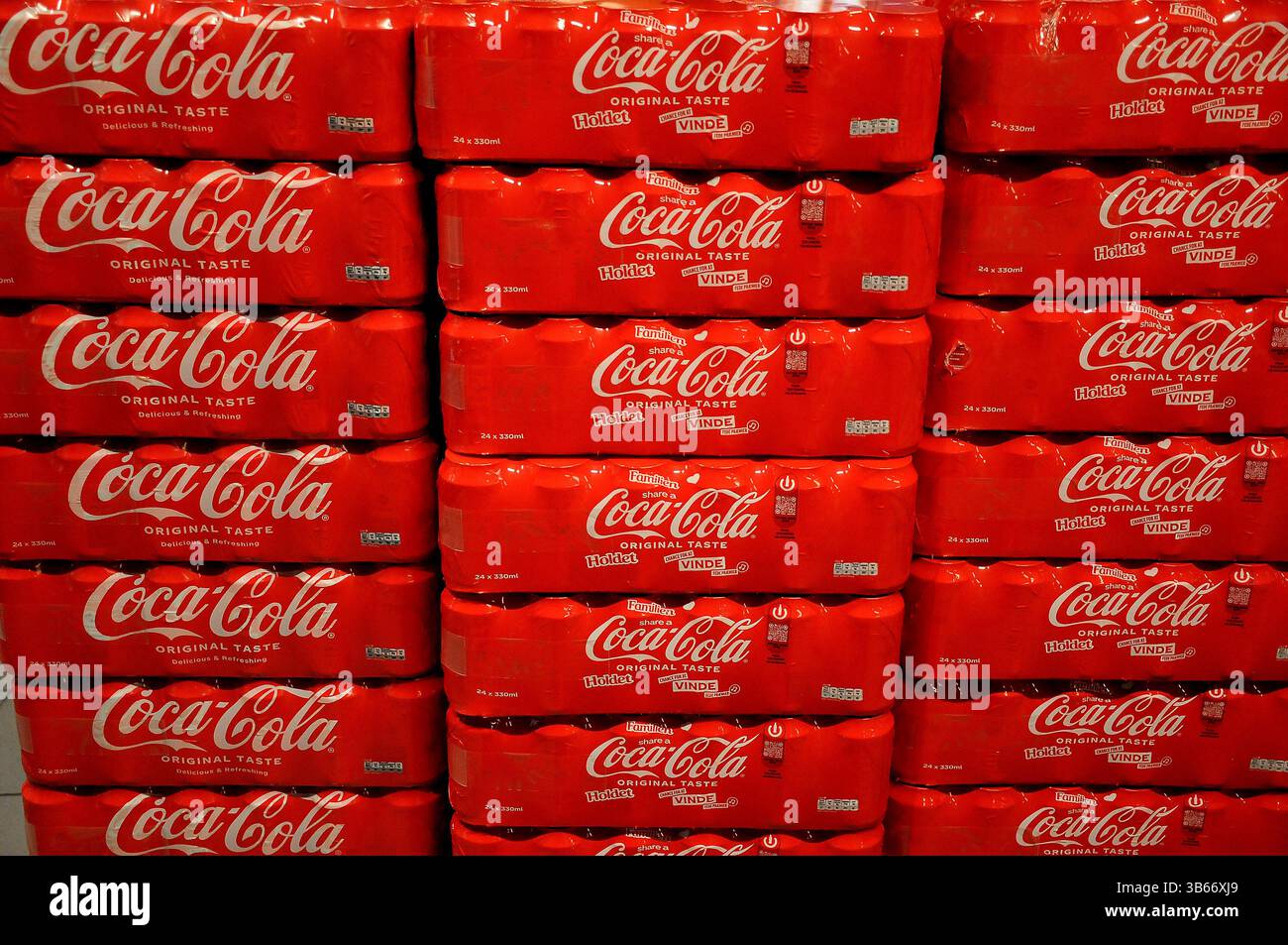 Copenhagen/ DenmarK/03 .MAY 2025/ Coca cola cans international labour ...