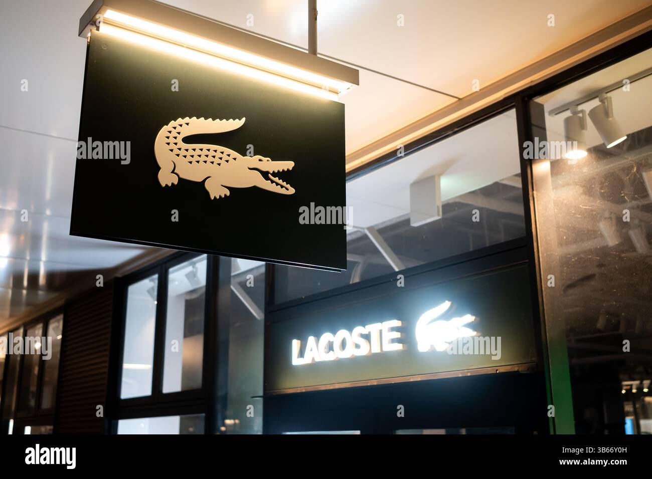 Lacoste outlet hi-res stock photography and images - Alamy