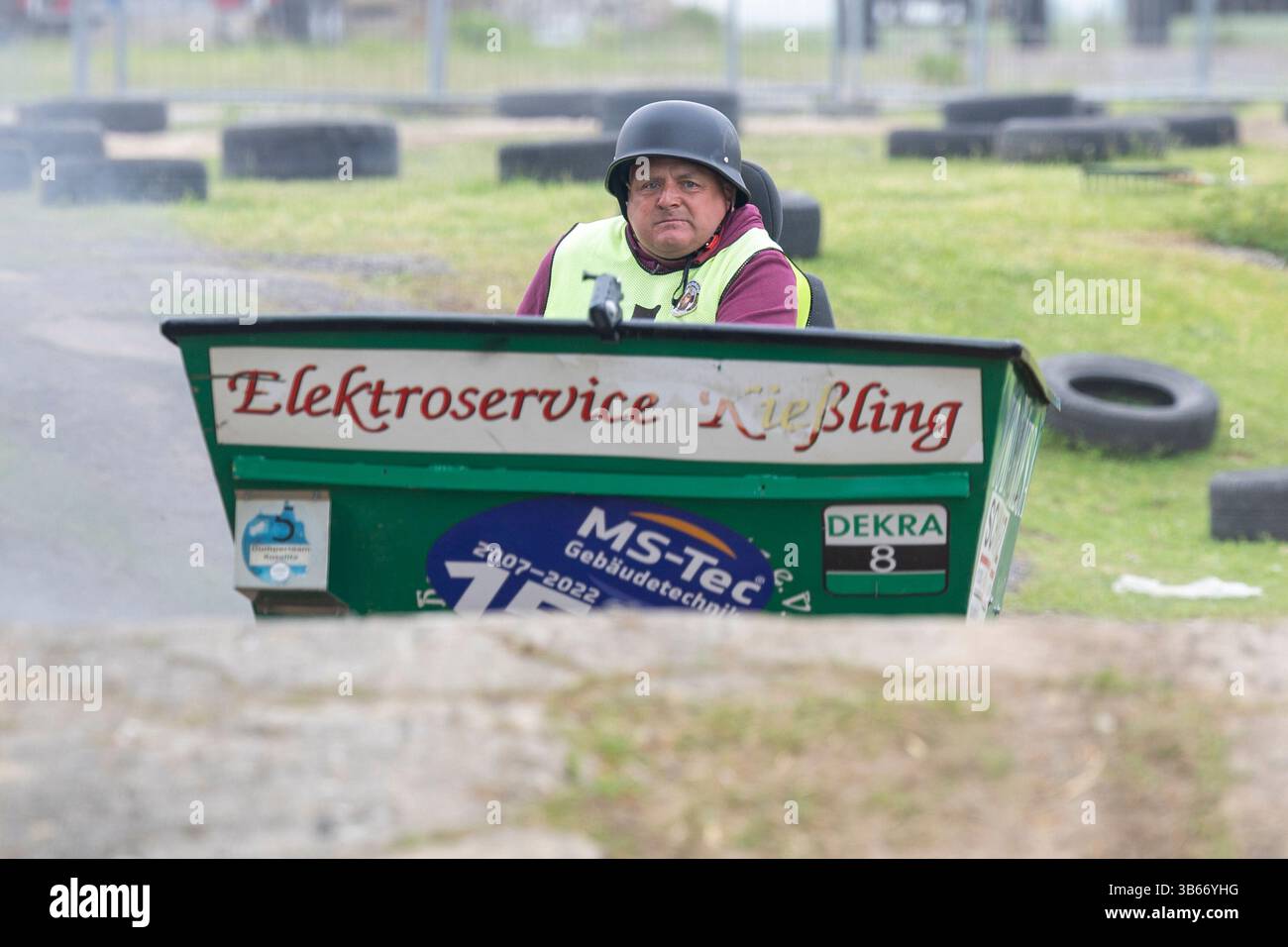 03 May 2025, Saxony, Adelsdorf: André Steidl is on the race track with ...