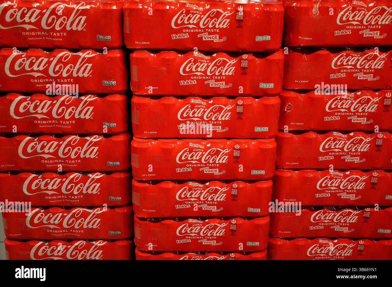 Copenhagen/ DenmarK/03 .MAY 2025/ Coca cola cans international labour ...
