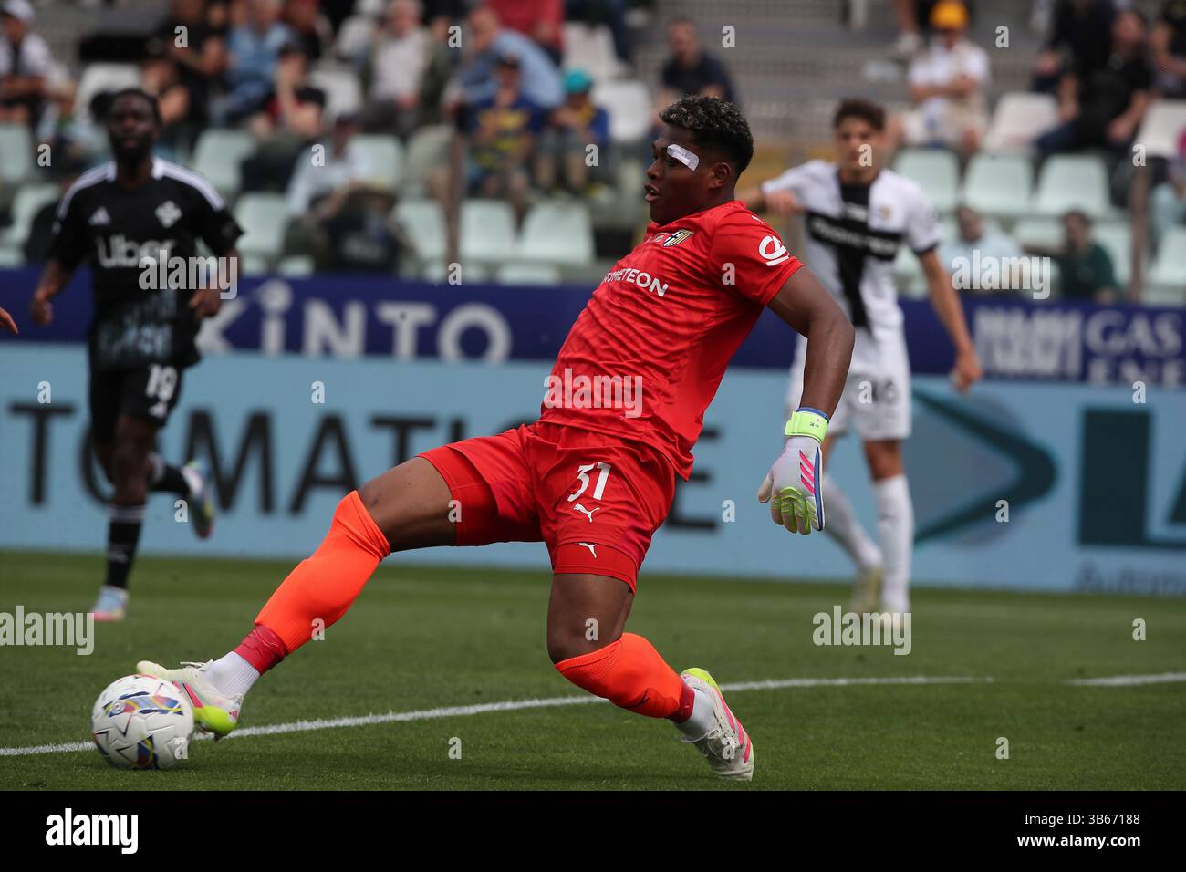 Parma, Italia. 03rd May, 2025. Parma's Zion Suzuki during the Serie A ...