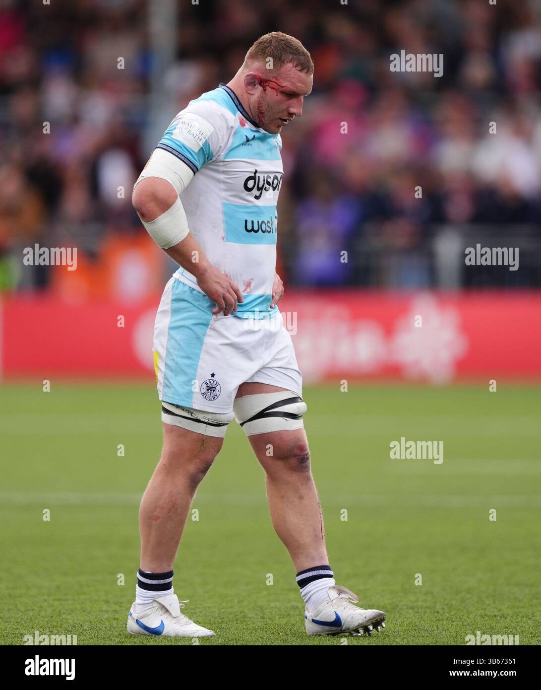 Bath Bugby’s Sam Underhill receives treatment for a cut head during the ...