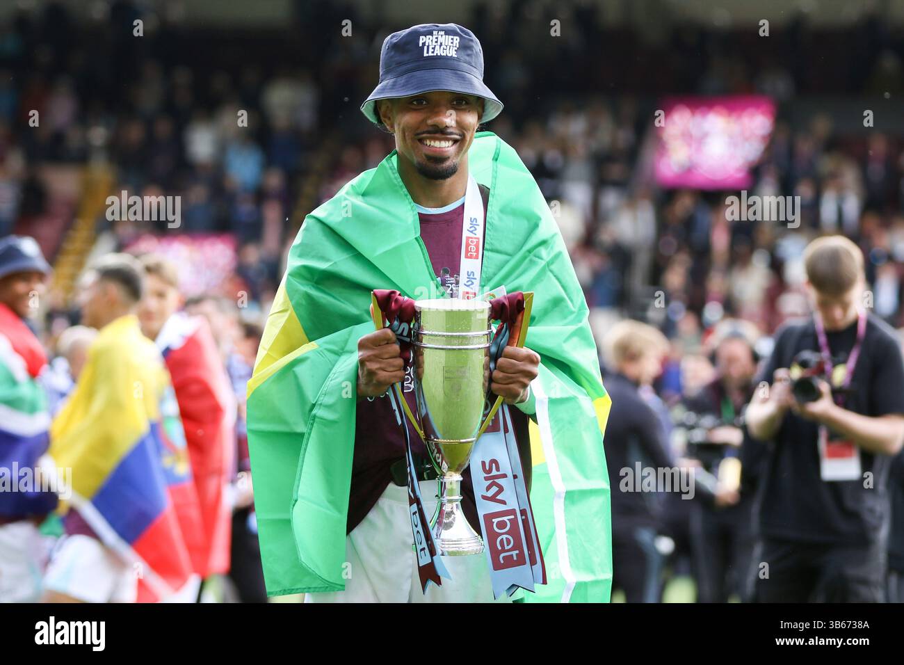 Leeds, UK. 03rd May, 2025. Turf Moor, Bunrley, England, May 3rd 2025 ...