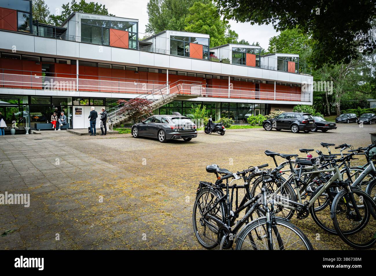 Berlin Mitte / Tiergarten / Hansaviertel: Eternithaus von Paul ...