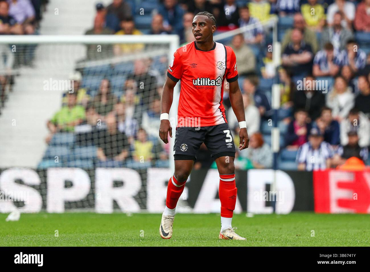 #3, Amari'i Bell of Luton Town during the Sky Bet Championship match ...