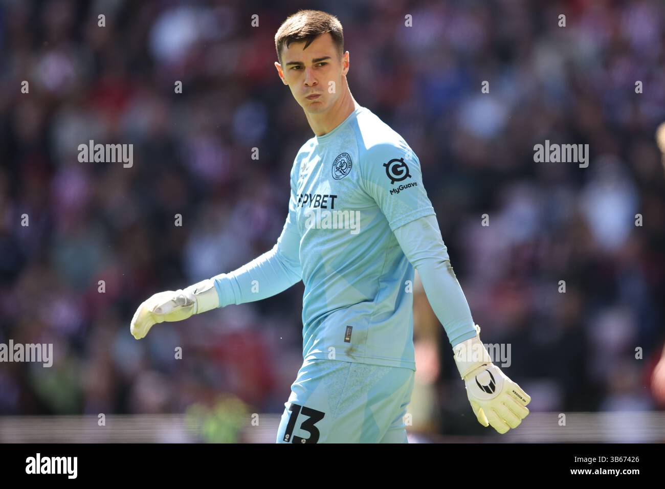 Queens Park Ranger's Goalkeeper Joe Walsh during the Sky Bet ...