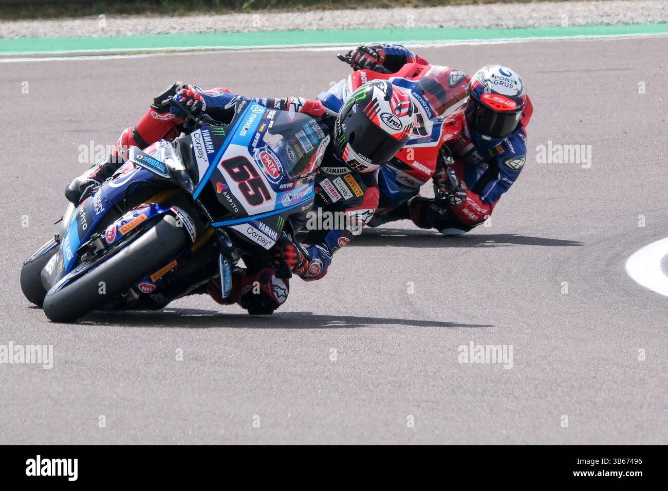 Jonathan Rea from United Kingdom, rides Yamaha YZF R1 of Pata Maxus ...