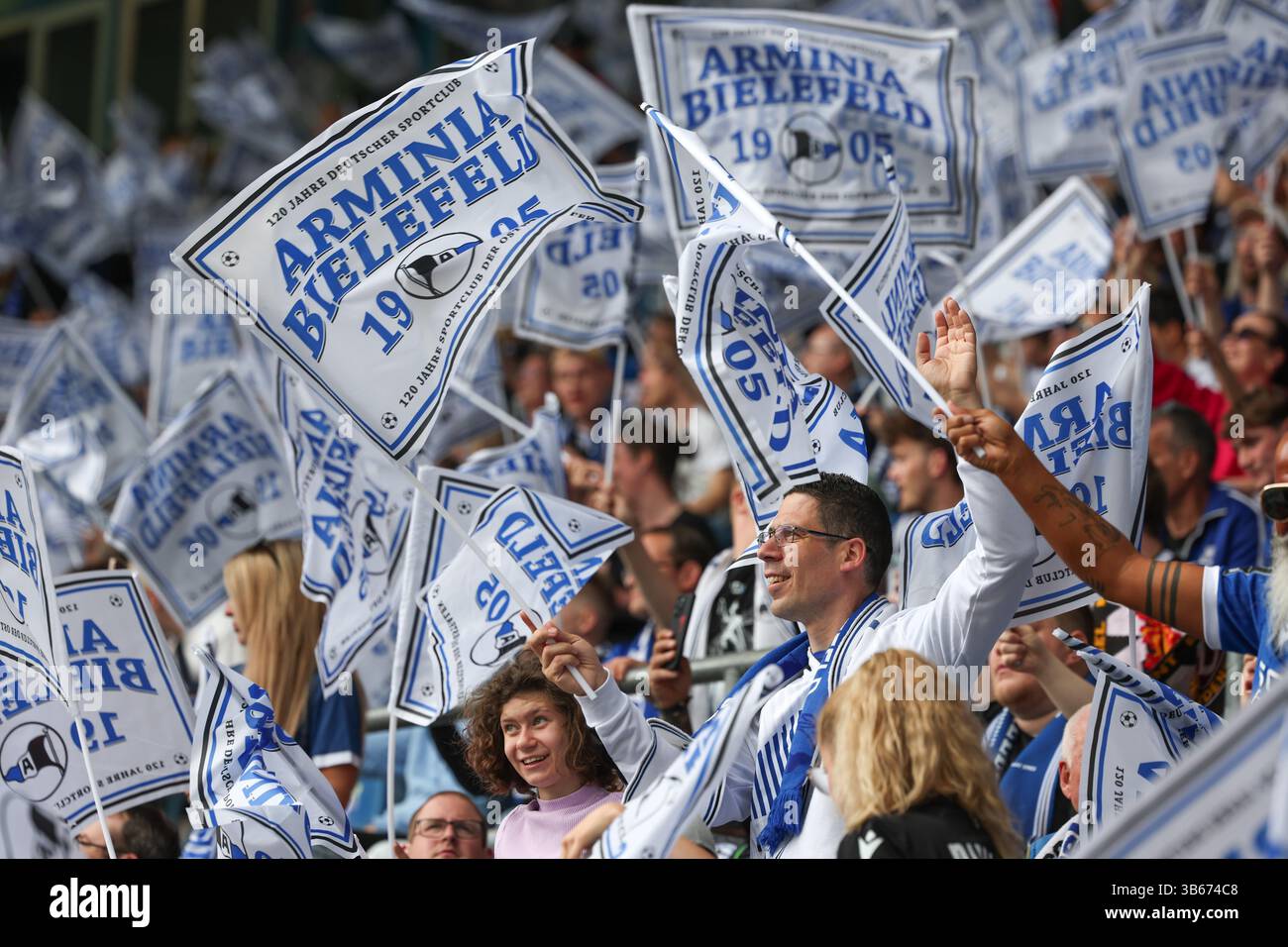 Bielefeld, Germany. 03rd May, 2025. Soccer: 3rd division, Arminia Bielefeld - Dynamo Dresden ...