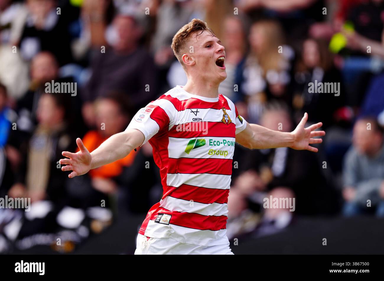 Doncaster Rovers Robert Street celebrates scoring their side's second ...