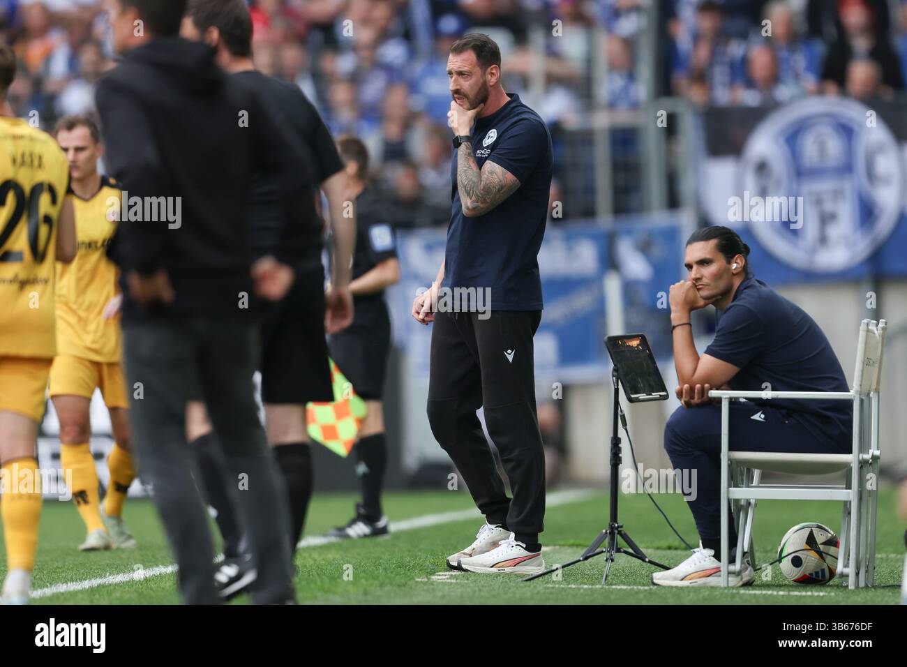 Bielefeld, Germany. 03rd May, 2025. Soccer: 3rd division, Arminia Bielefeld - Dynamo Dresden ...