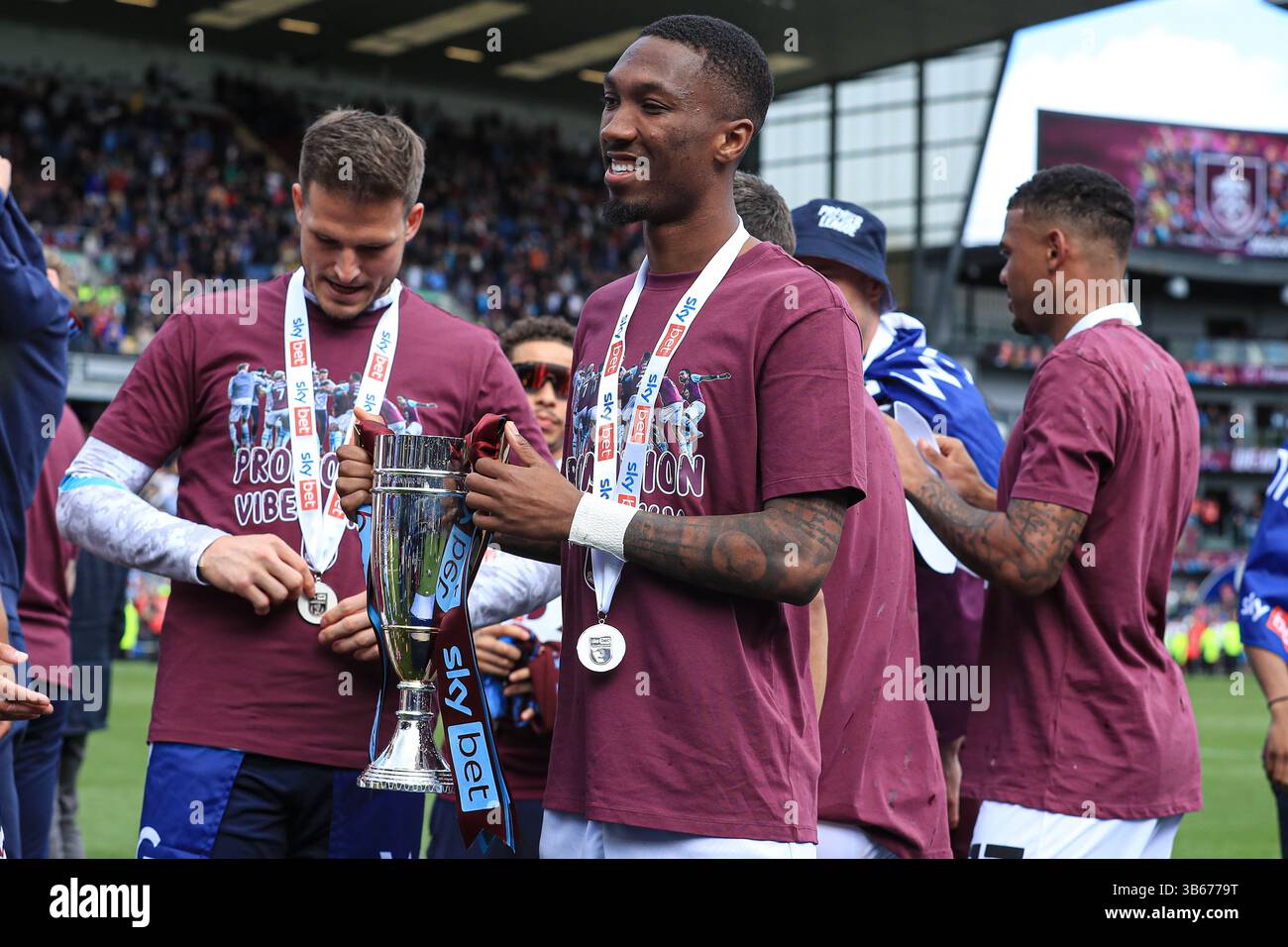 Jaidon Anthony of Burnley holds up runners up trophy after the Sky Bet Championship match ...