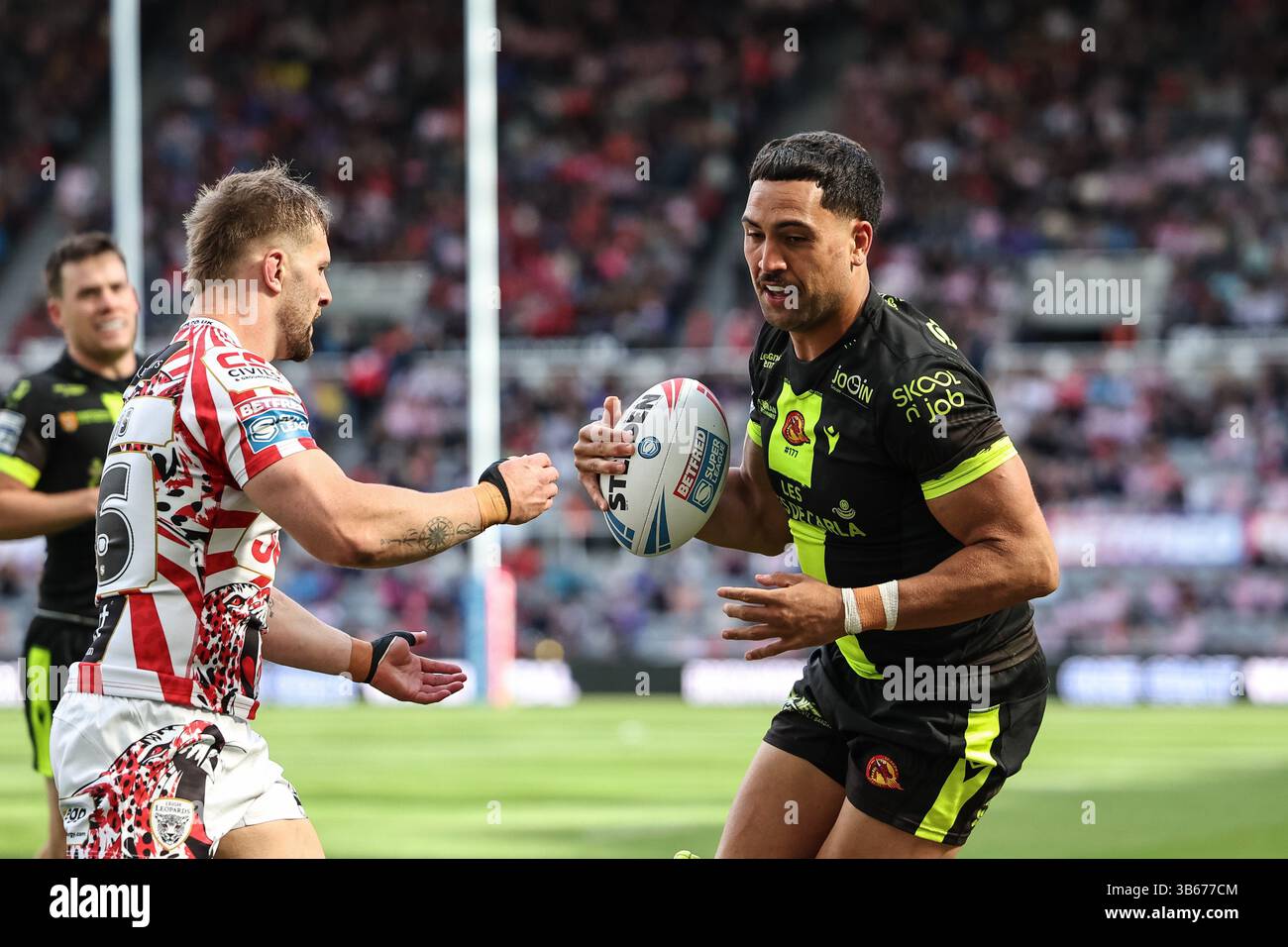 Newcastle, UK. 03rd May, 2025. Reimis Smith of Catalan Dragons goes ...