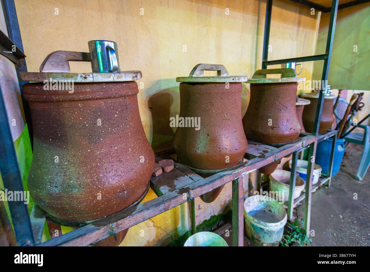 Aswan Dam, Egypt - January 15, 2025: Traditional clay pots, likely used ...