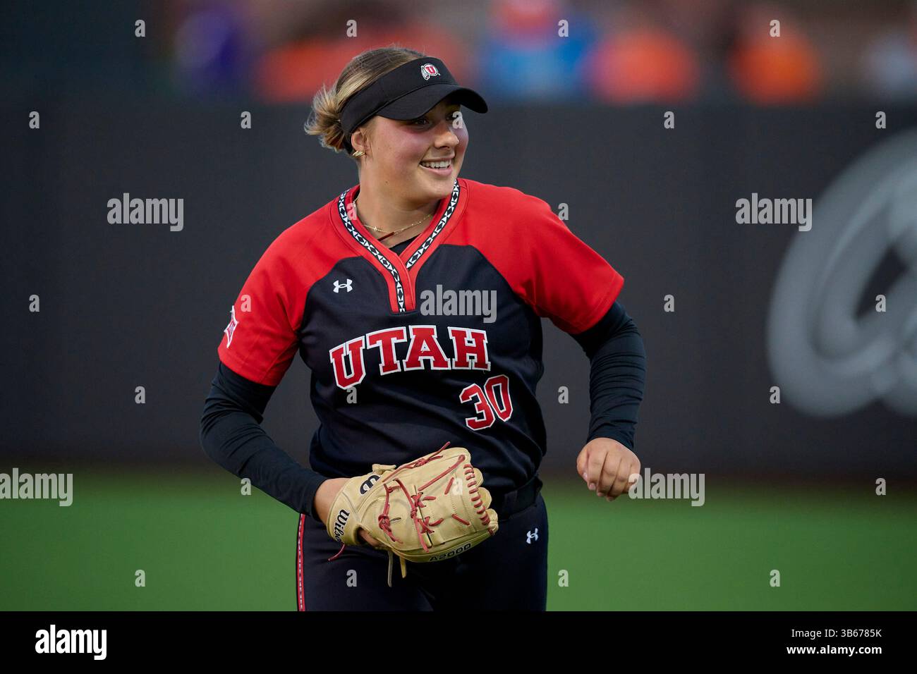 Utah Utes pitcher Hailey Maestretti (30) warming up during an NCAA ...