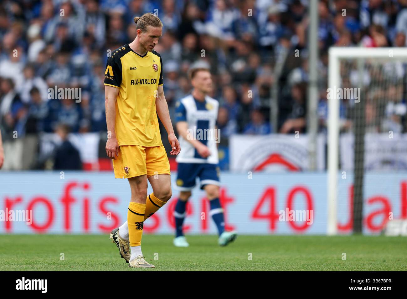 Bielefeld, Germany. 03rd May, 2025. Soccer: 3rd division, Arminia Bielefeld - Dynamo Dresden ...