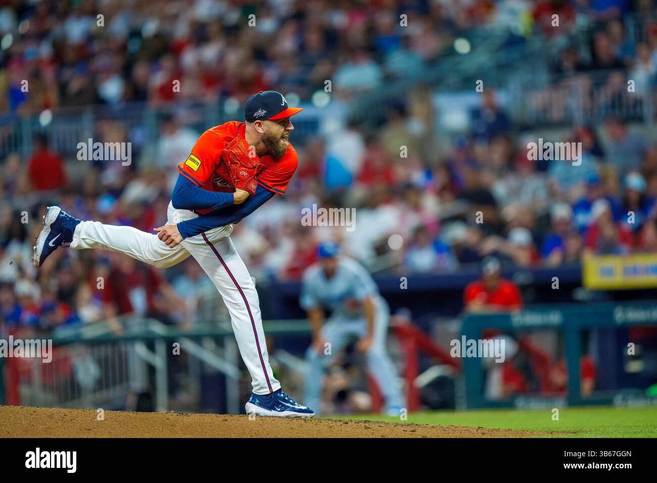 Cumberland, Ga, USA. 2nd May, 2025. Atlanta Braves pitcher DYLAN LEE ...