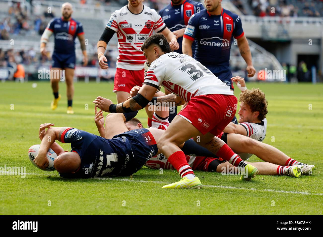 Hull KR's Dean Hadley scoring the opening try during the Betfred Super ...