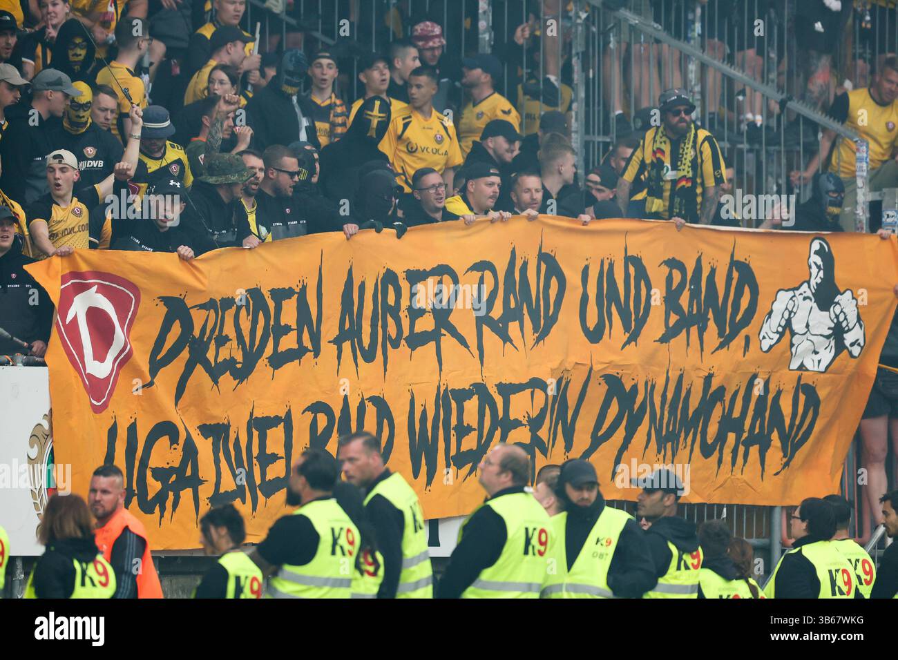 Bielefeld, Germany. 03rd May, 2025. Soccer: 3rd division, Arminia Bielefeld - Dynamo Dresden ...