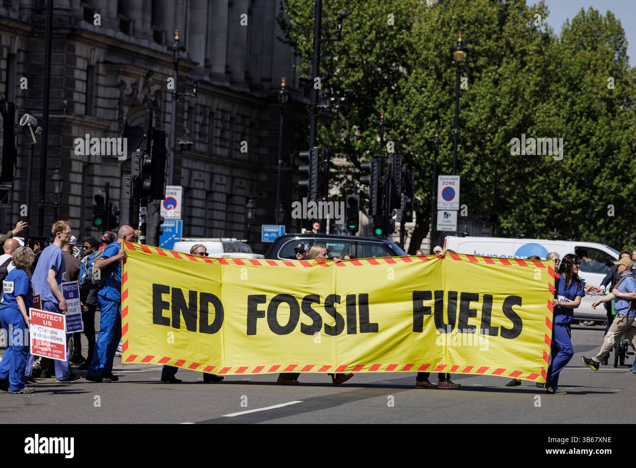 29th April, Parliament Sq., London, UK. Health workers demonstrate for ...
