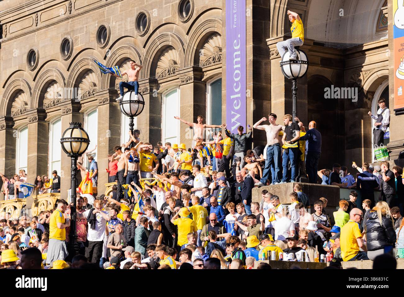 Leeds, UK. 03 MAY, 2025. Leeds fans celebrate in Millennium Square ...