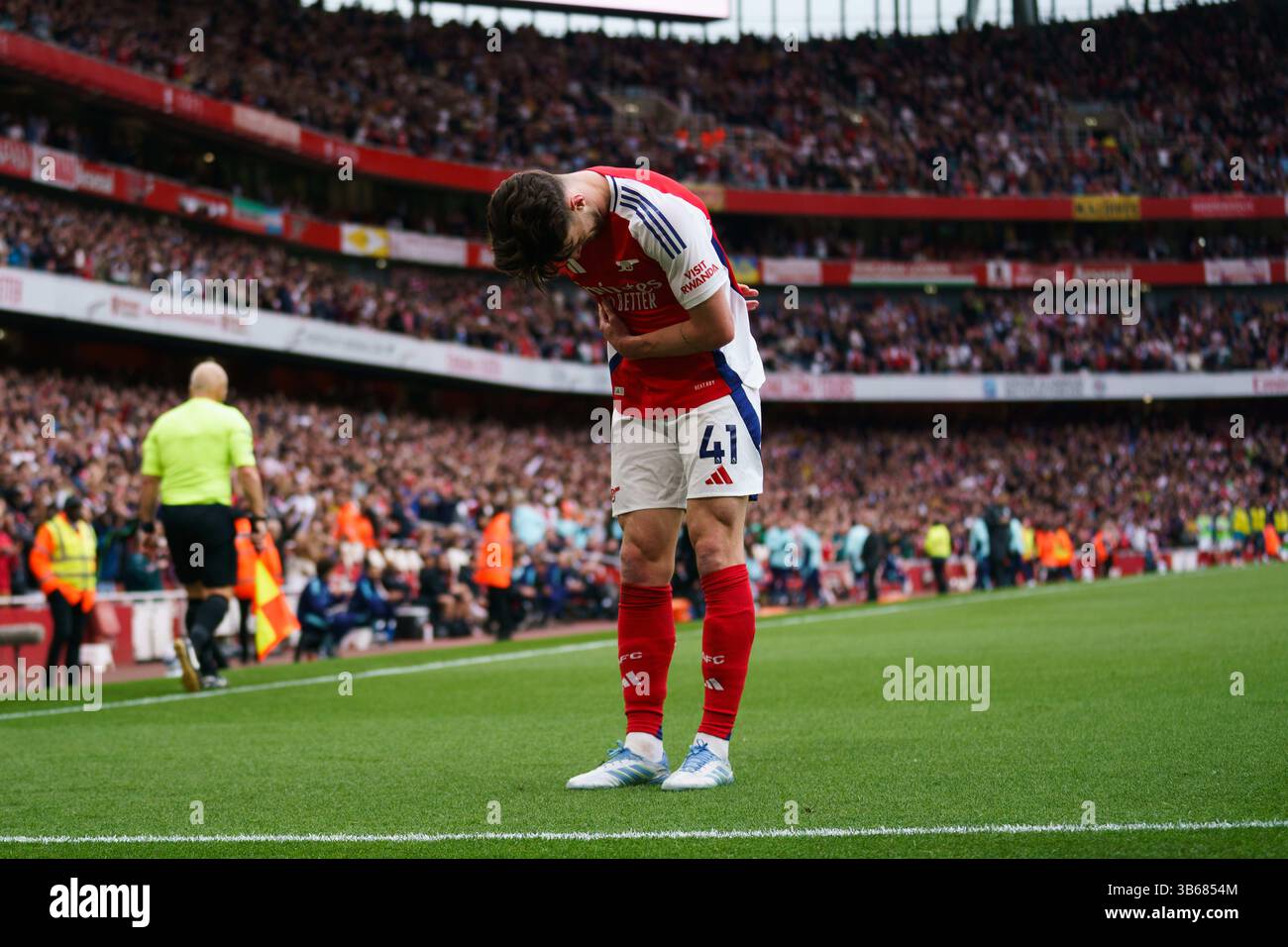 London, UK. 03rd May, 2025. Declan Rice of Arsenal celebrating his goal ...