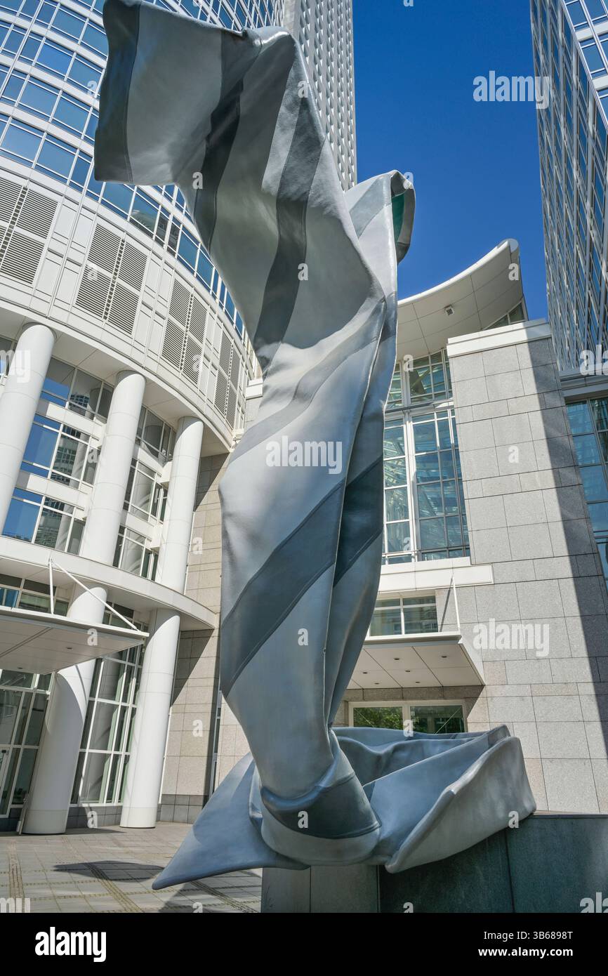 Inverted Collar and Tie von Claes Oldenburg, DZ Bank, Mainzer ...