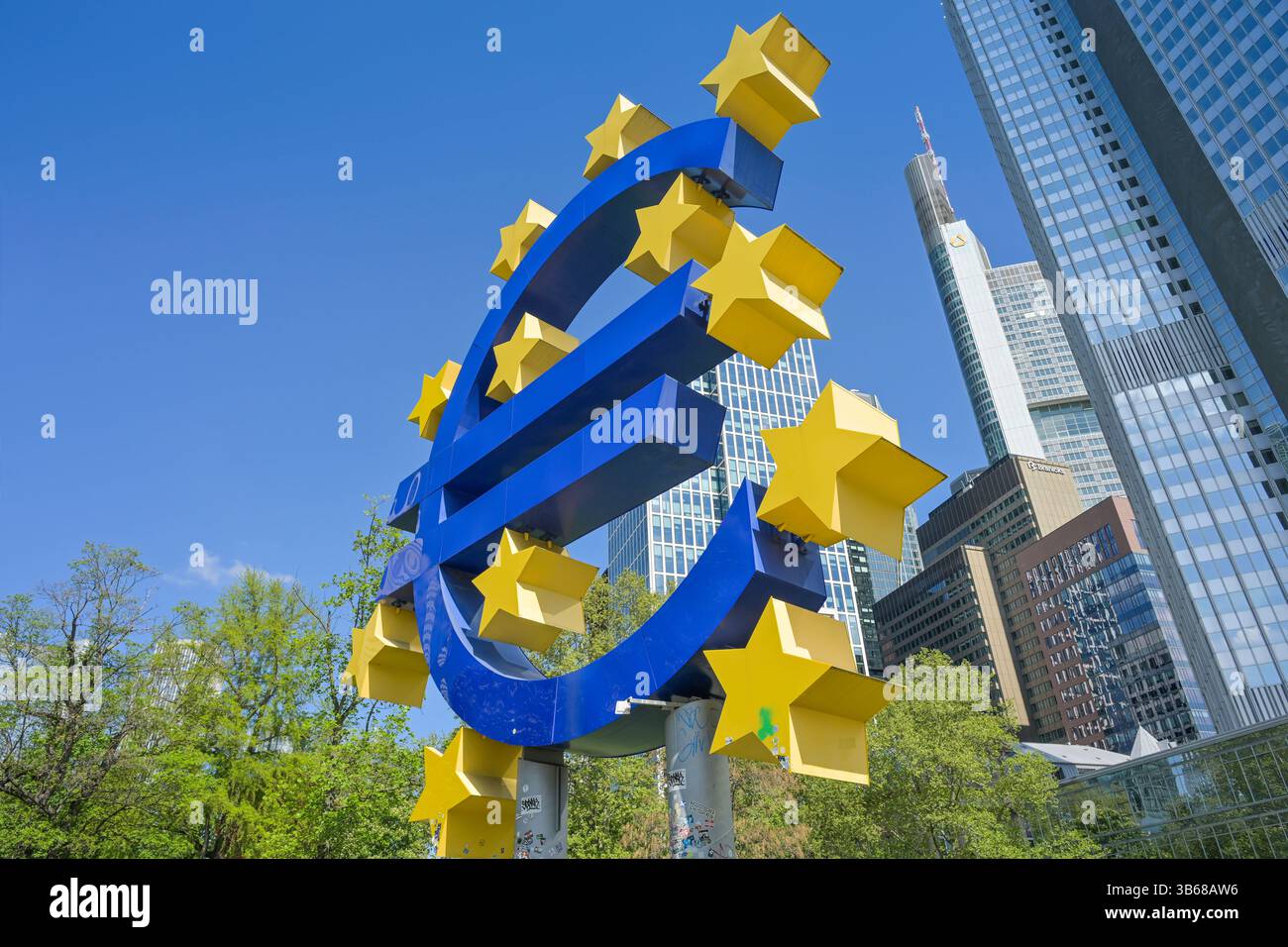 Euro Logo, Eurotower, EZB, Kaiserstraße, Frankfurt am Main, Hessen ...