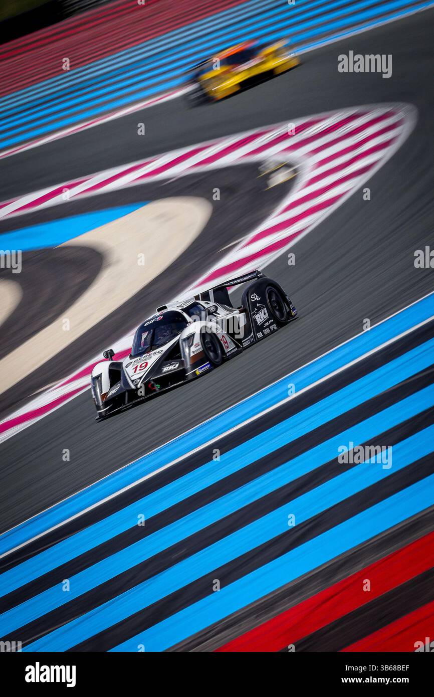 Le Castellet, France. 02nd May, 2025. 19 POULET Mathis (fra), BOUTEILLER Vincent (fra ...