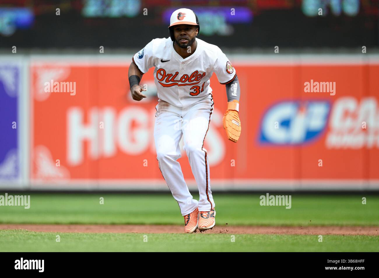 Baltimore Orioles' Cedric Mullins in action during a baseball game ...