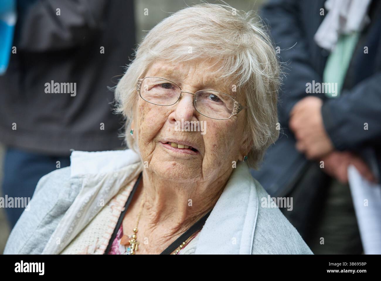 Hamburg, Germany. 03rd May, 2025. Survivor Helga Melmed, who now lives ...