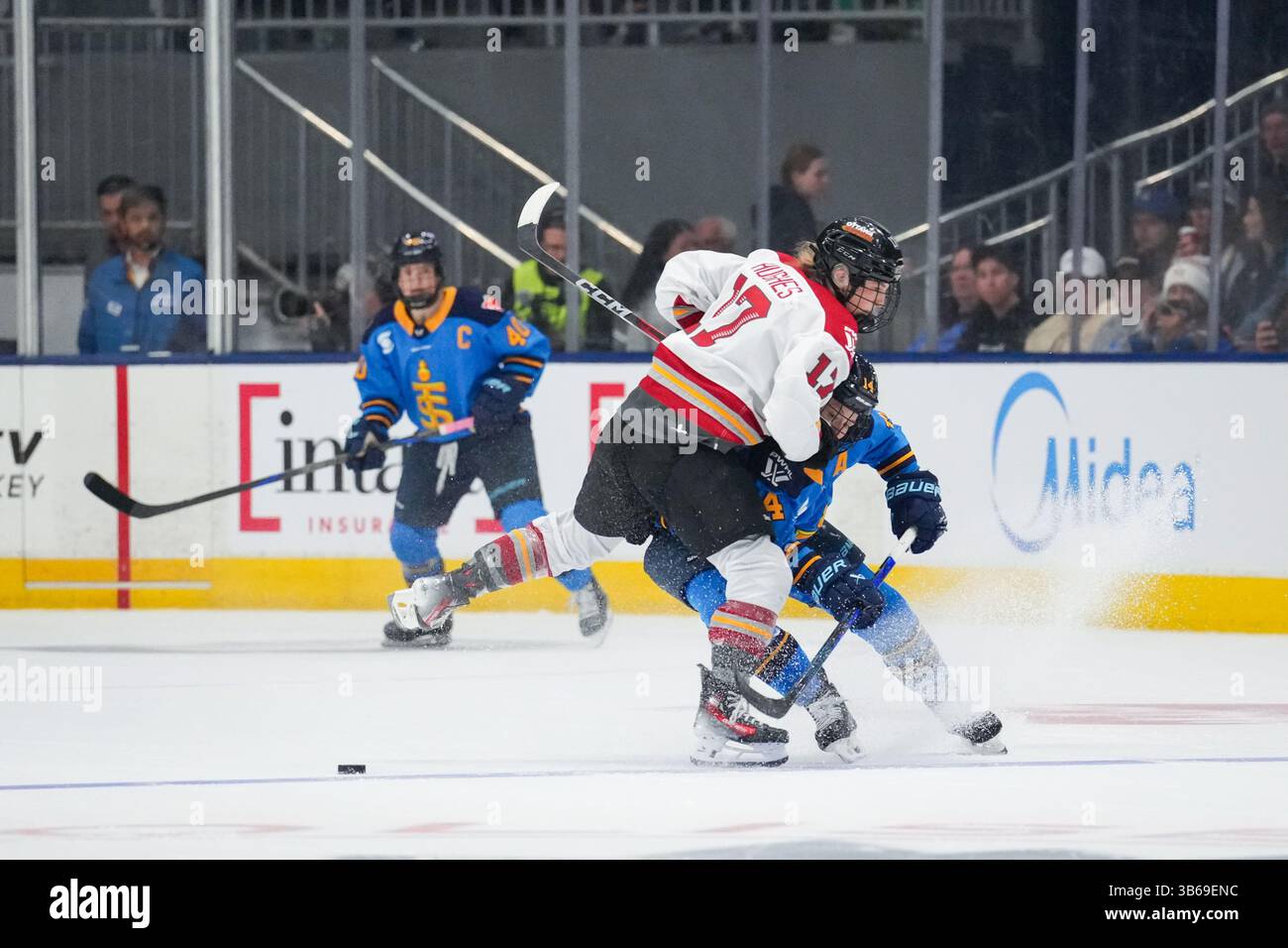 Toronto, Canada. 03rd May, 2025. Ottawa Charge's Gabbie Hughes (17) and ...