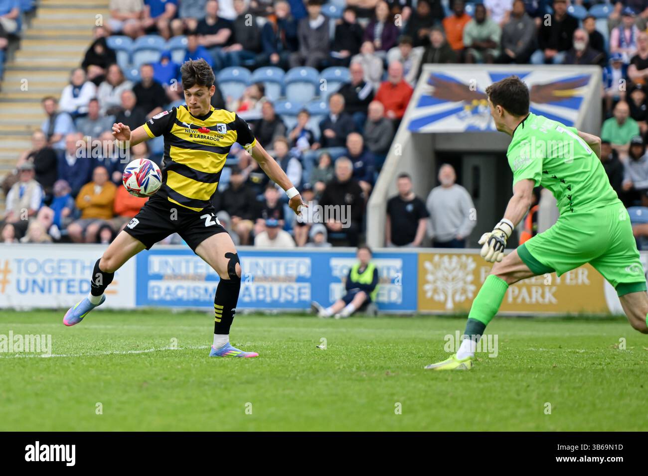 Chris Popov (22 Barrow) controls the ball during the Sky Bet League 2 ...