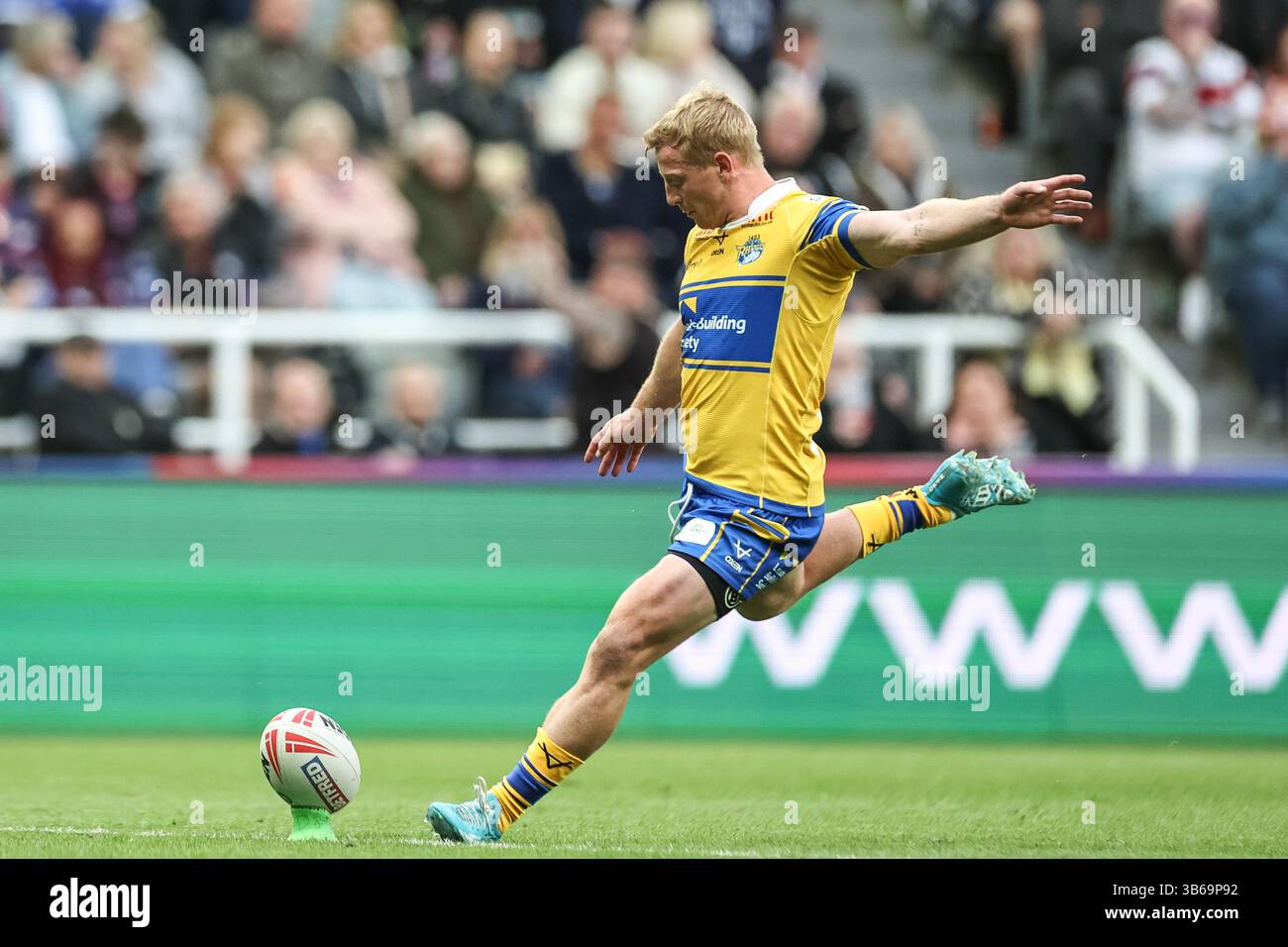 Newcastle, UK. 03rd May, 2025. Lachlan Miller of Leeds Rhinos converts ...