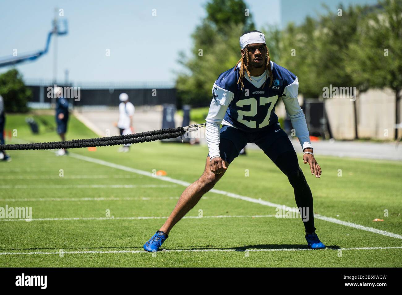 Dallas Cowboys' Shavon Revel warms up during an NFL football team's ...