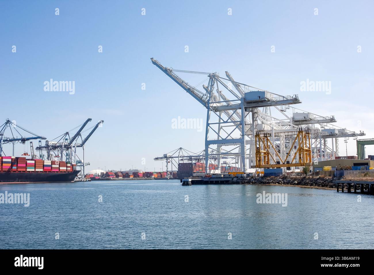 A view of the terminal inside the Port of Long Beach, featuring ...