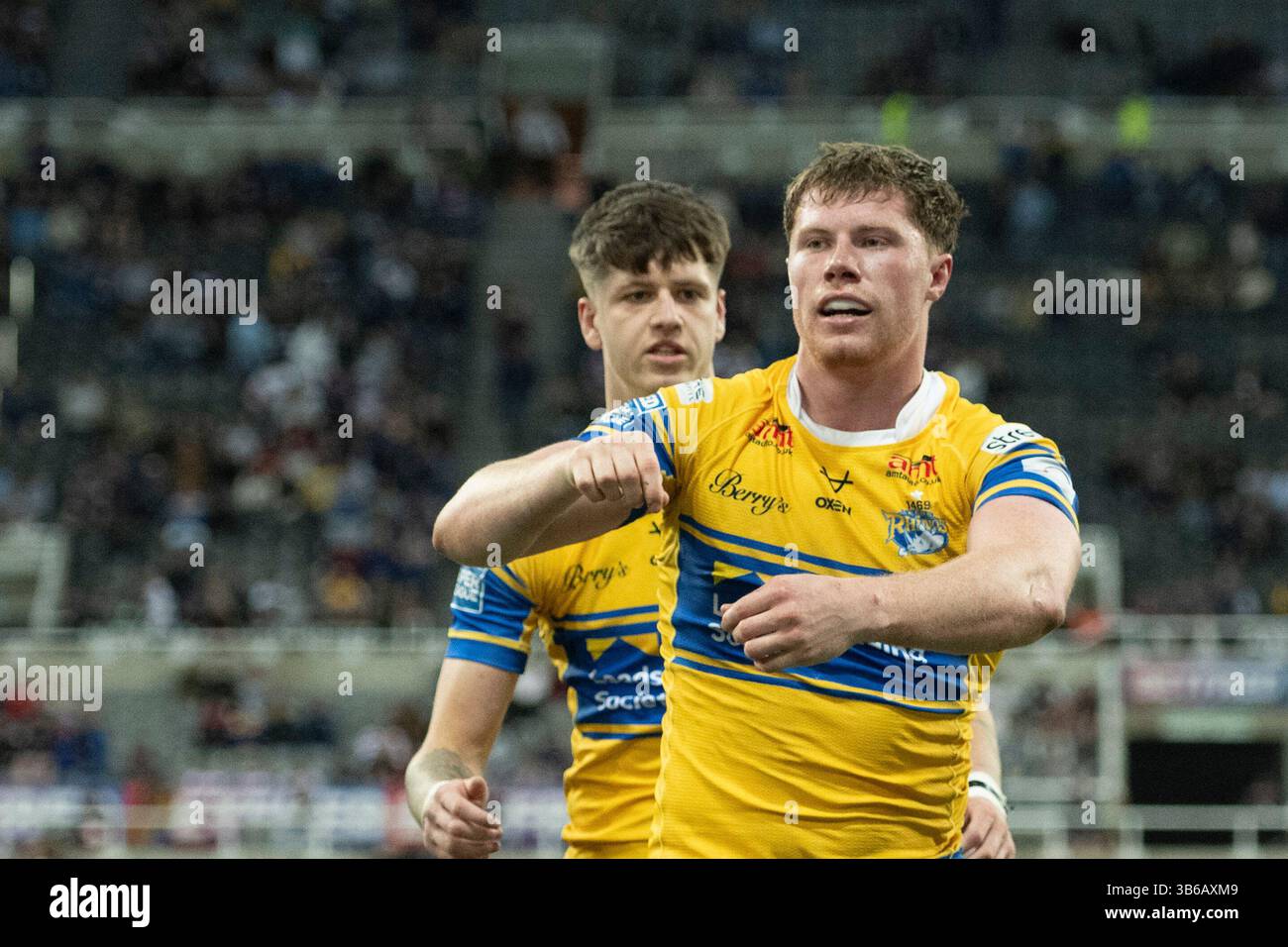 Leeds Rhinos Morgan Gannon scores a try and celebrates during the ...