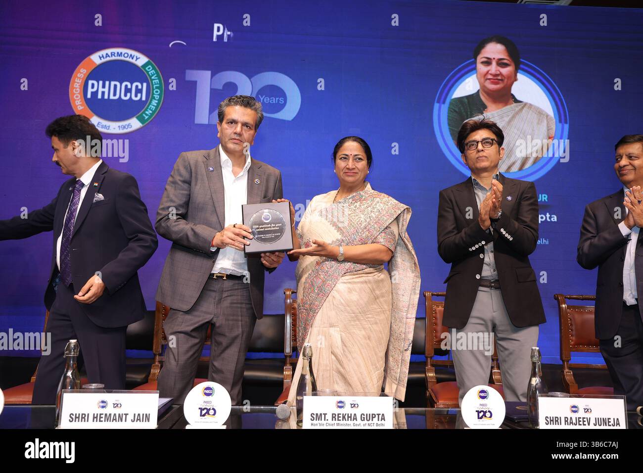 NEW DELHI, INDIA - APRIL 16: Delhi CM Rekha Gupta with Hemant Jain ...